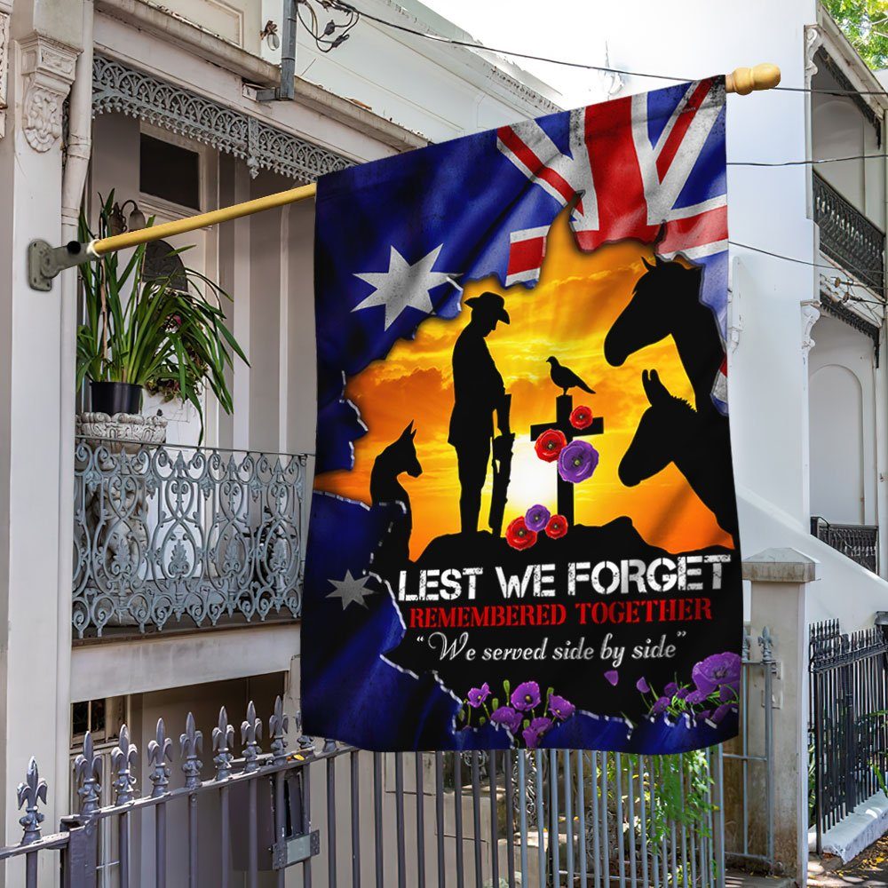 Anzac Day Flag Remembering All Animals In War Australian Flag LHA1851F ...