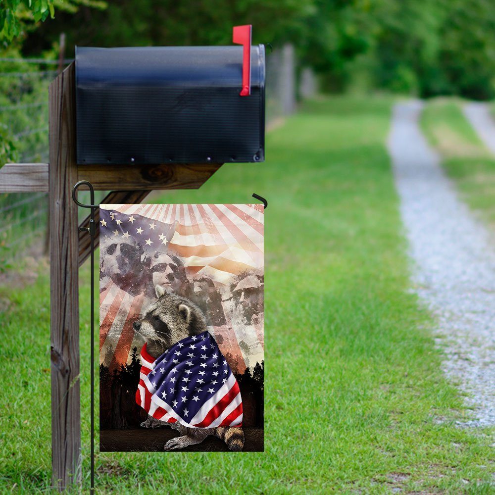 Patriotic Raccoon With Mount Rushmore Flag – Flagwix